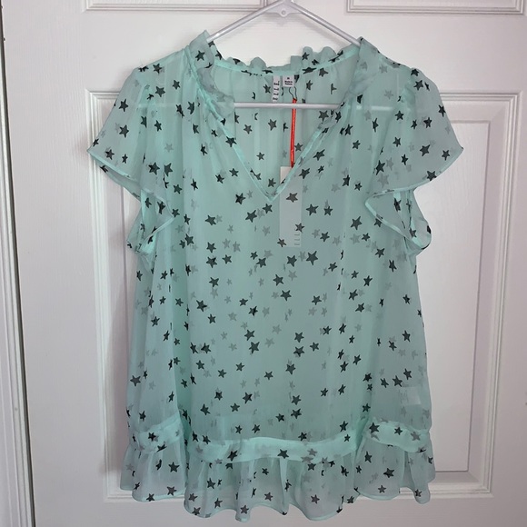 Elle | Tops | See Through Green Top With Stars | Poshmark